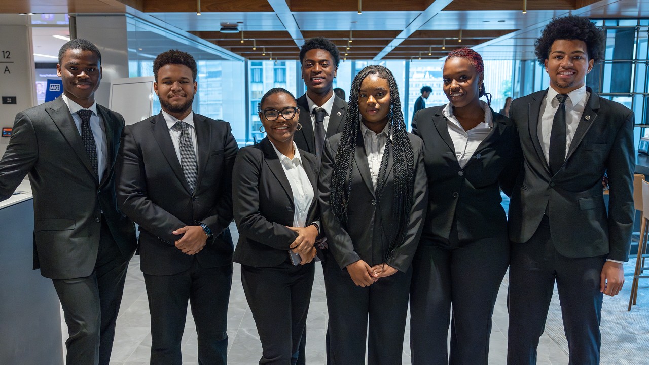 Students & Graduates - Careers at AIG | AIG US